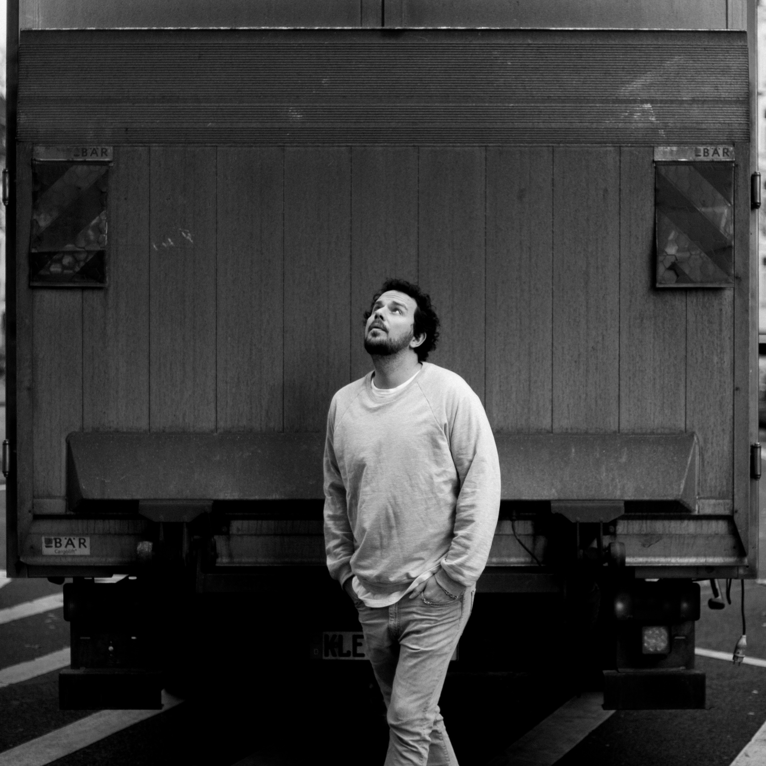 The ART:SIDE DOWN with Jonathan Kaspar – Torture the Artist