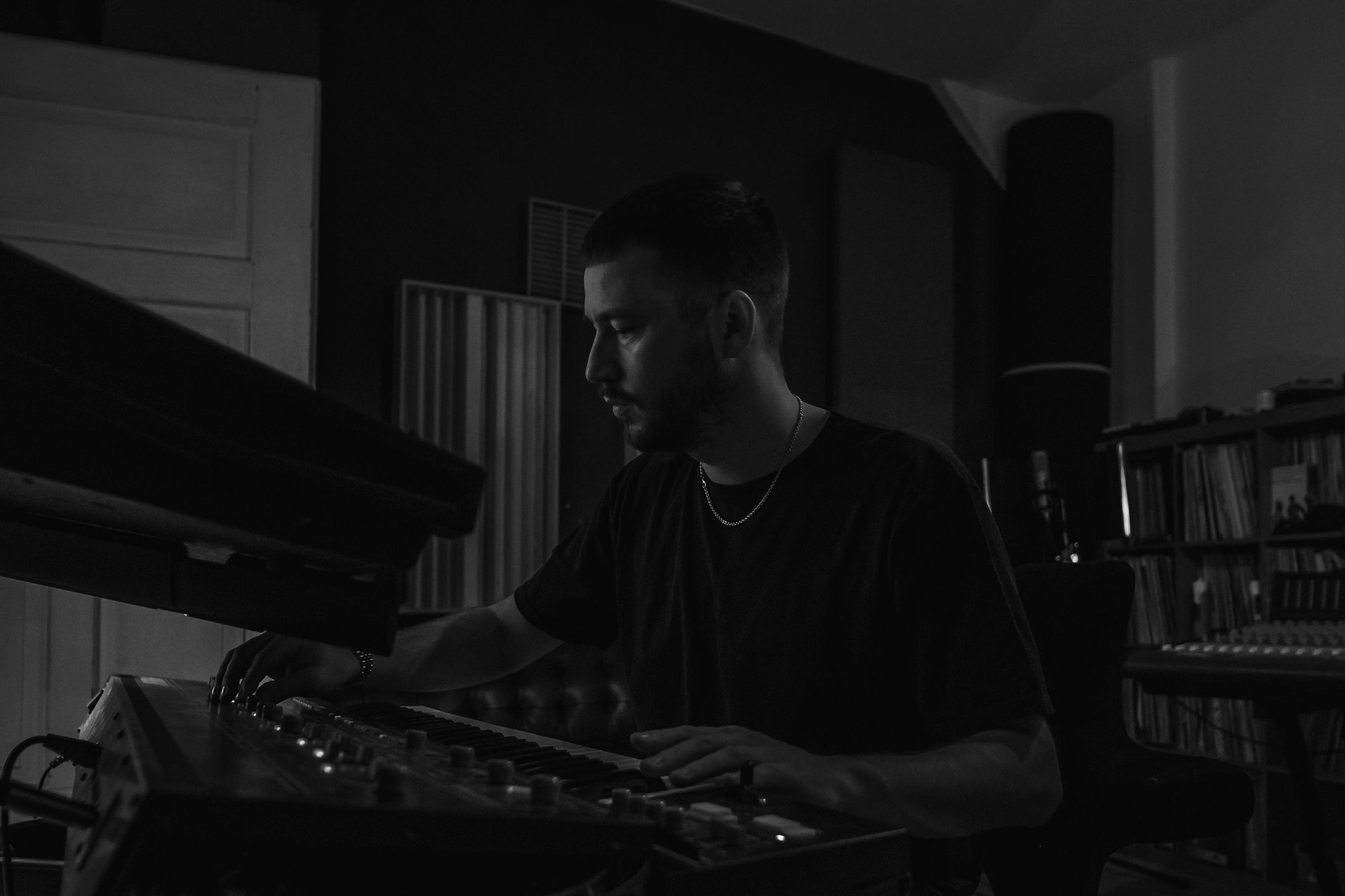 INTERVIEW Daniel Bortz – Torture the Artist