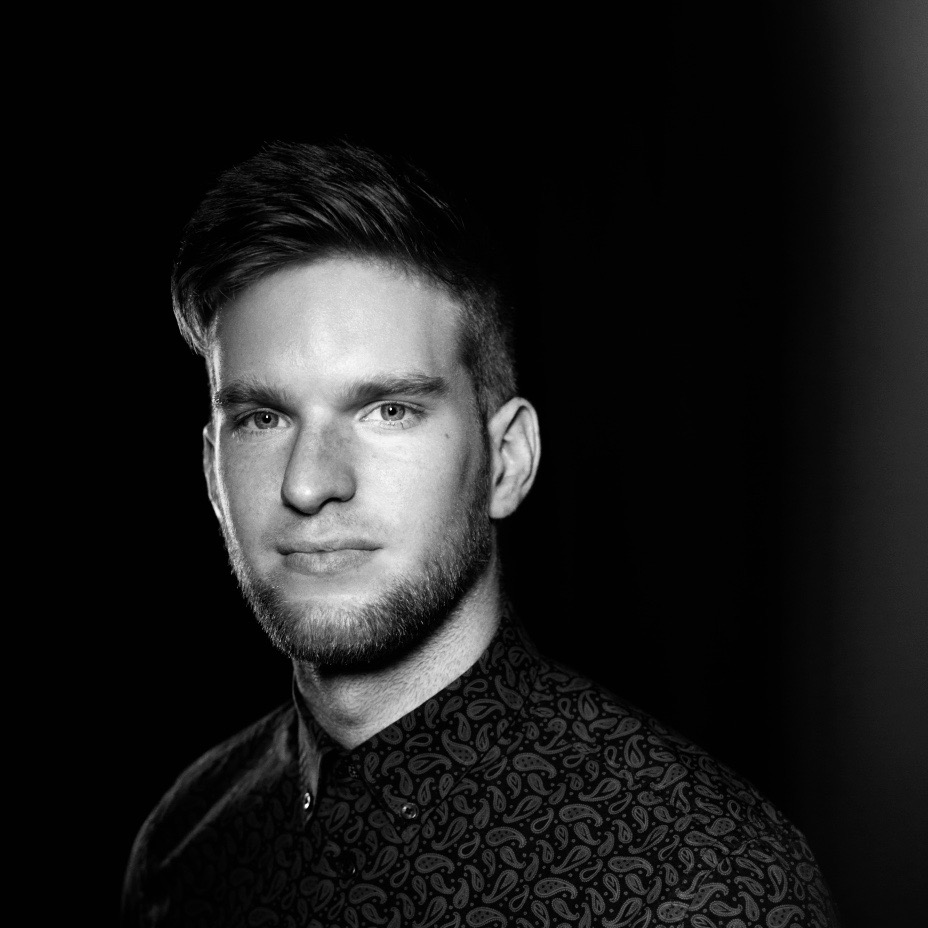 INTERVIEW Tim Engelhardt – Torture the Artist