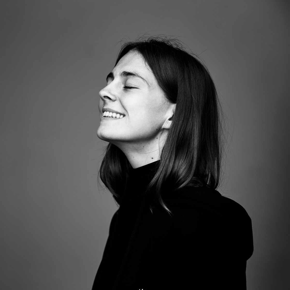 ART:CAST SPECIAL & INTERVIEW Nicky Elisabeth – Torture the Artist